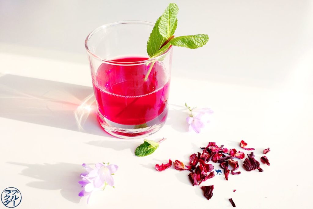 Recette du Bissap ou Jus d'hibiscus - Le Chameau Bleu-Blog Gastronomie